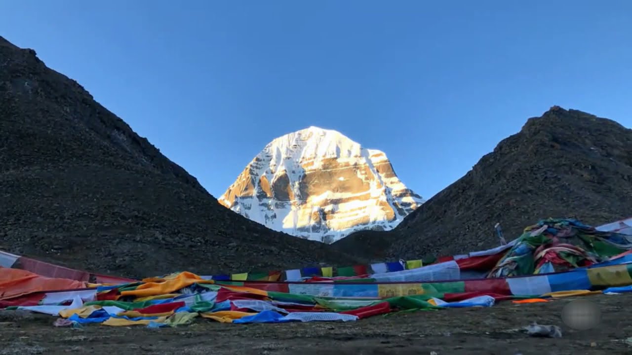黄金のカイラス山 チベット仏教五体投地 Tibetan Prostration to Golden Mount Kailash - YouTube