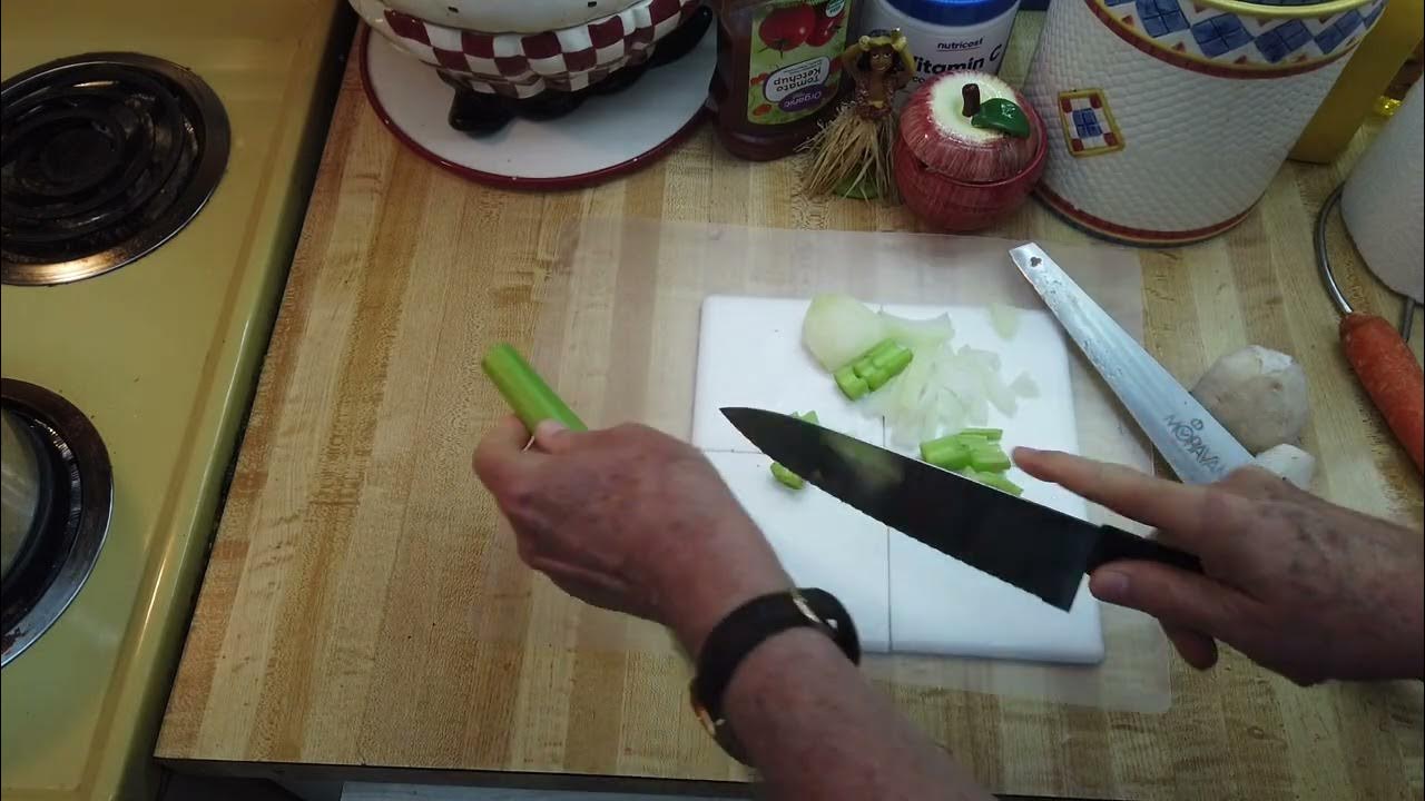 dollar store knives be like... - YouTube
