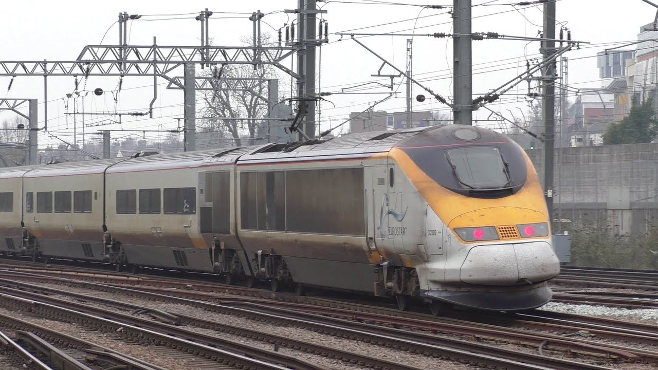 Trains at Ashford International 20/03/15 - YouTube