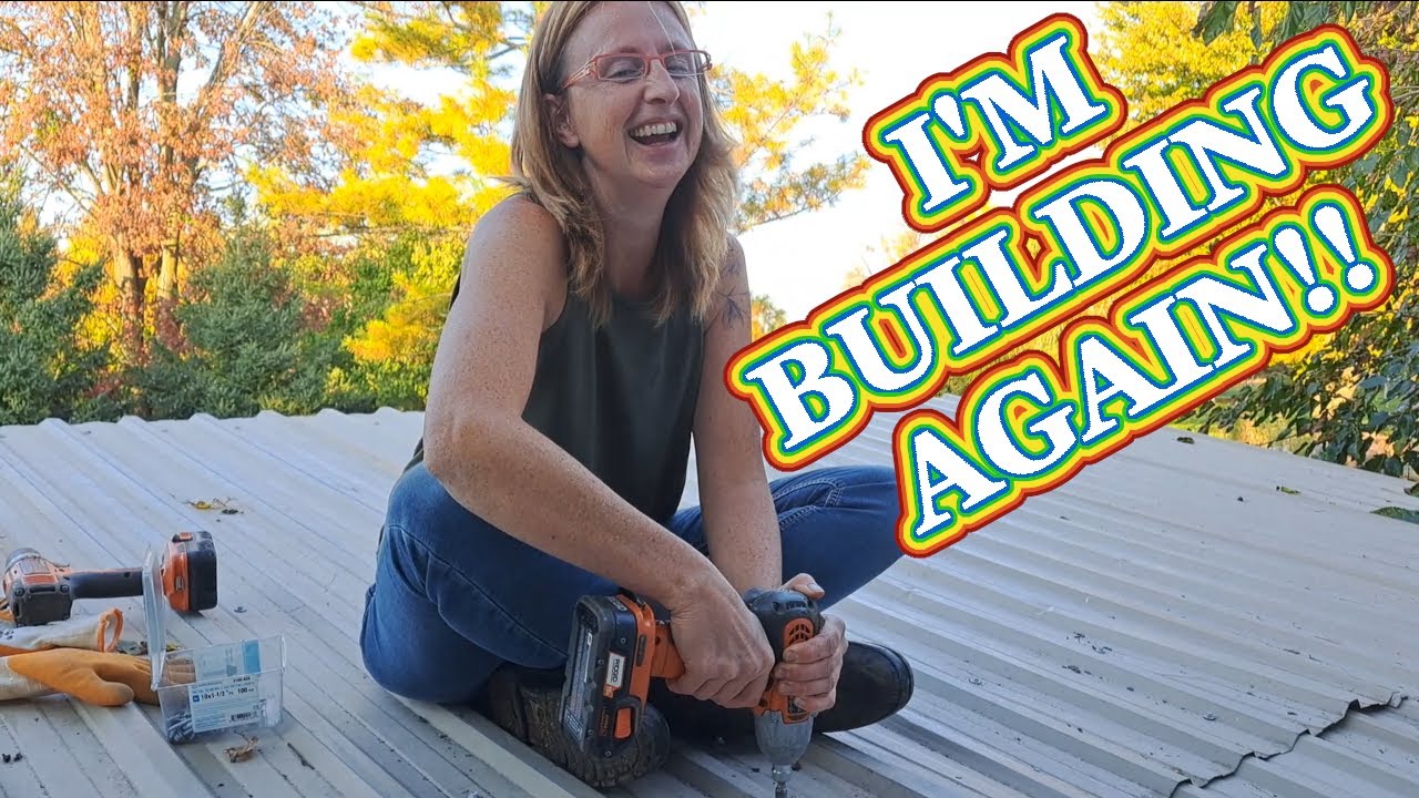 Autumn Days on Erin's Tiny Homestead - YouTube