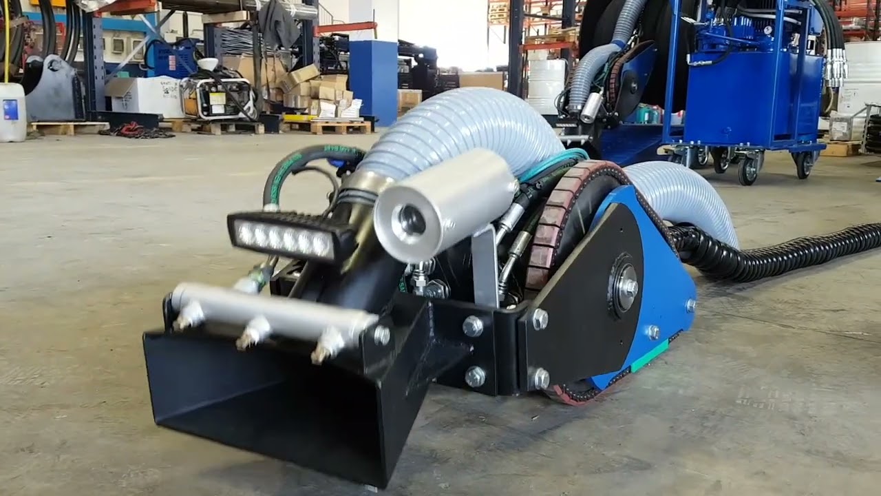 EXPLORER | TANK CLEANING ROBOT | ATEX 0 - YouTube