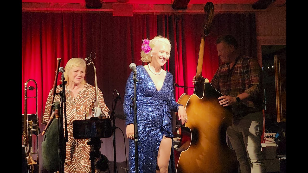 Gunhild Carling and Carling family at Höörs Gästis 2023-08-04 - YouTube