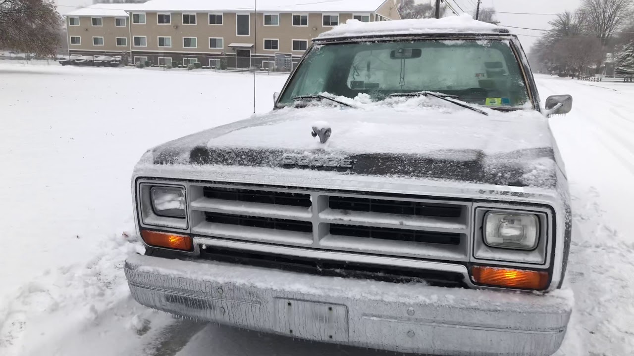 1986 Dodge Ram D100 slant six - YouTube