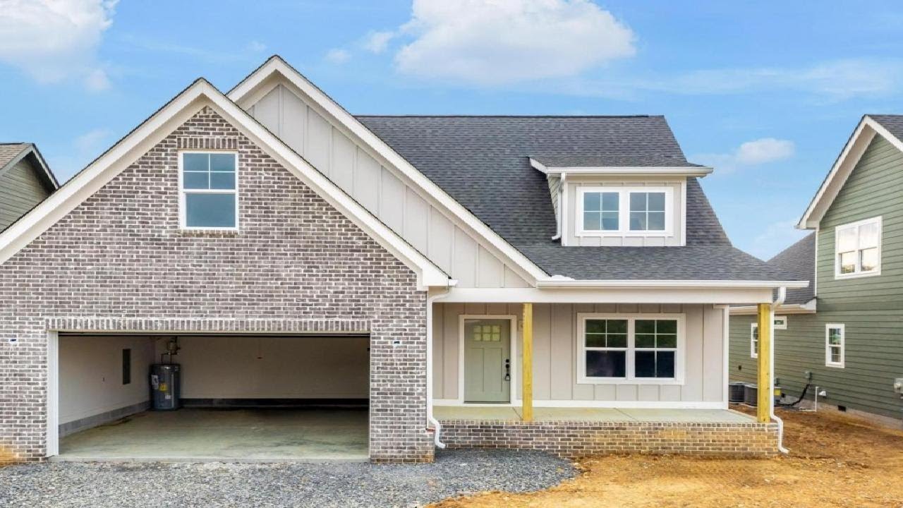 6649 Dharma Loop, Chattanooga, TN Presented by Lori Montieth. - YouTube