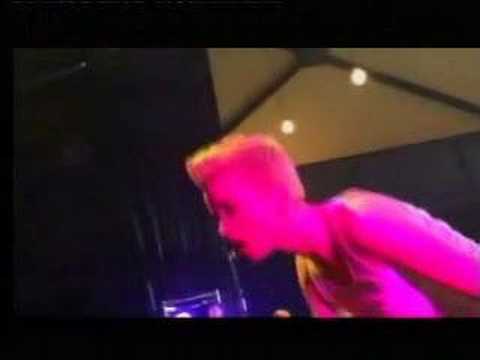 Garbage - Push It live - YouTube