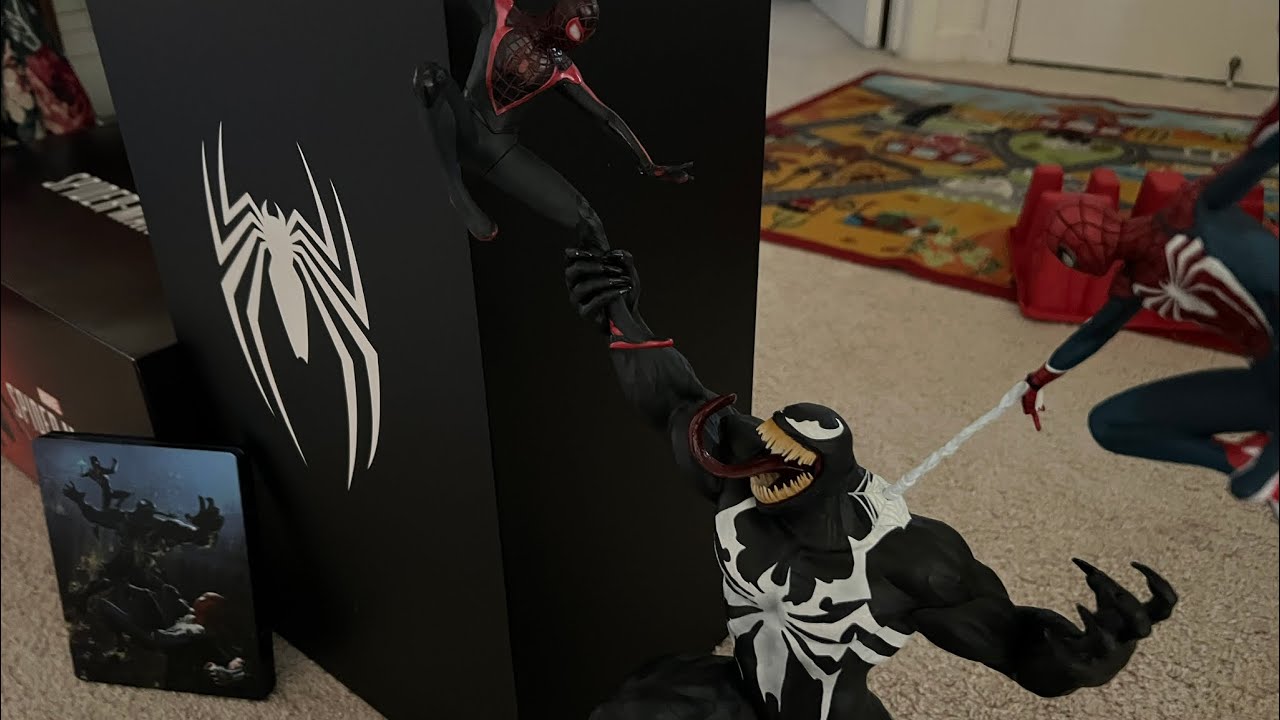 19 INCHES OF VENOM - Spider-Man 2 Collectors Edition Unboxing - YouTube