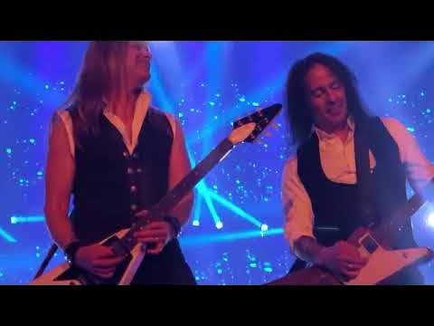 Siberian Sleigh Ride - Trans Siberian Orchestra TSO - YouTube