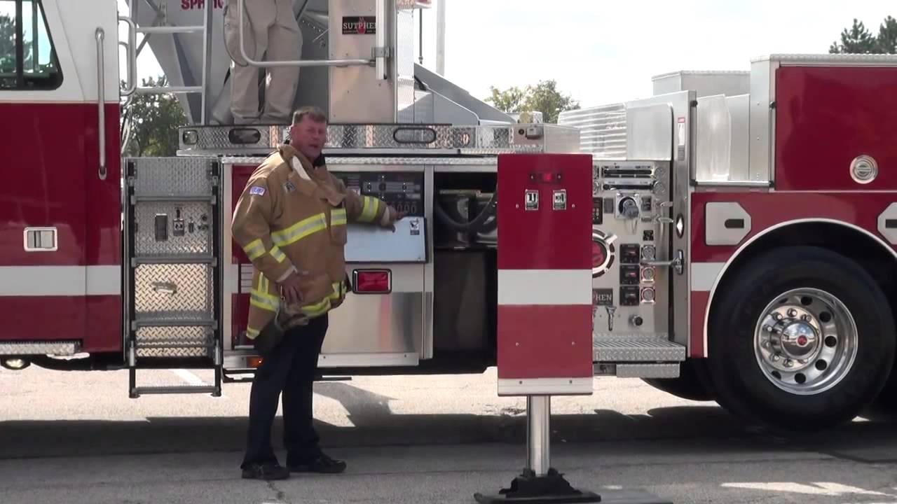 Capt Greg Lash reviews the ladder auxiliary power unit - YouTube