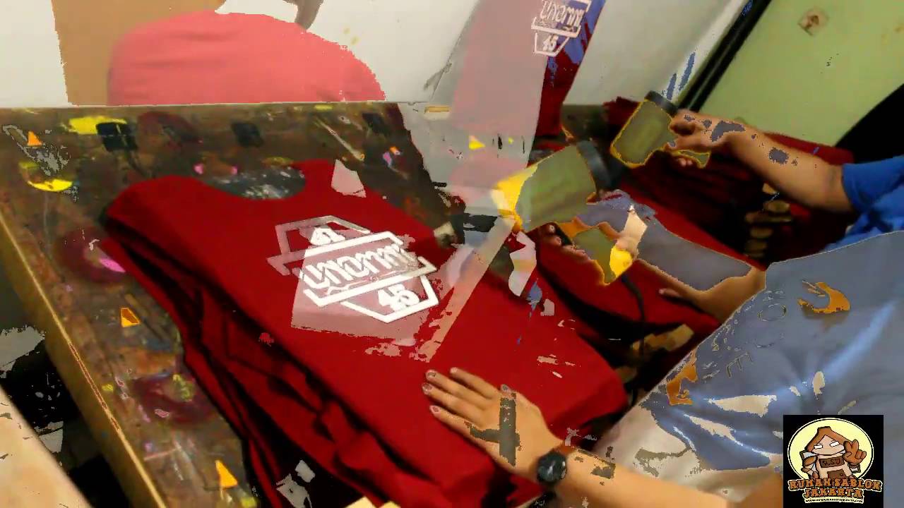 HOW TO SCREEN PRINTING (glow in the dark) - YouTube