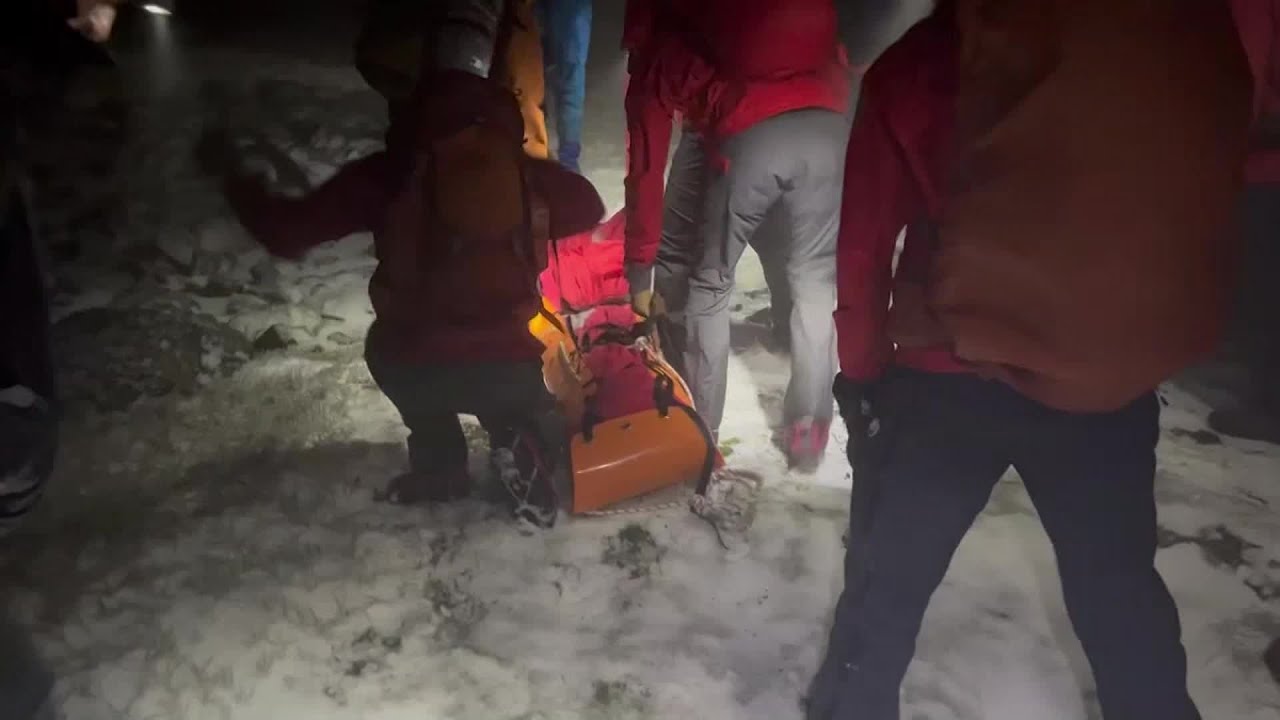 Mass. hiker dies after rescue attempt near Mount Washington - YouTube