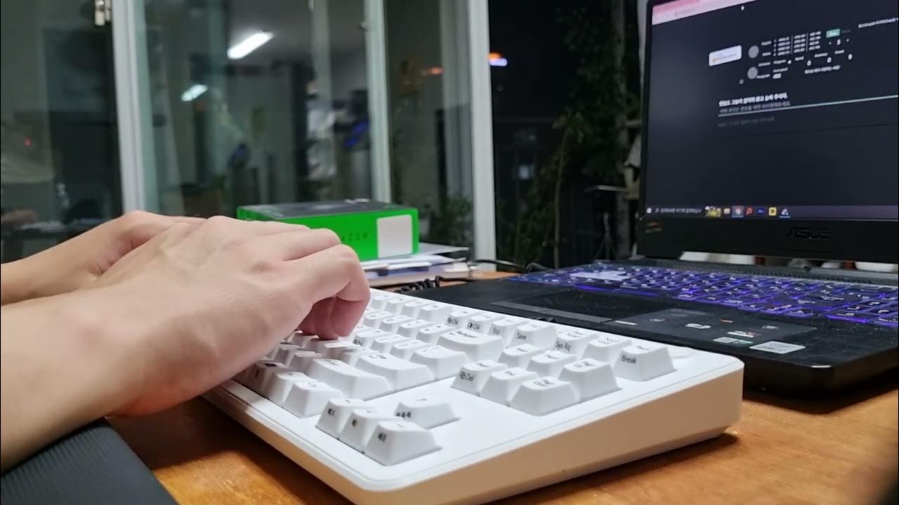 Realforce 리얼포스 R3 TKL 저소음 45G 균등 타건영상 - YouTube