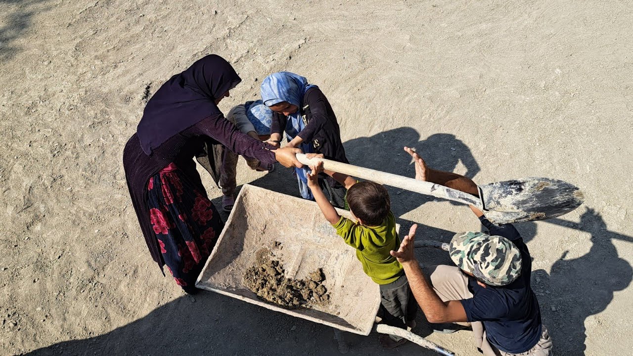 Nomadic life documentary: coloring, cooking and sleeping in the lap of ...