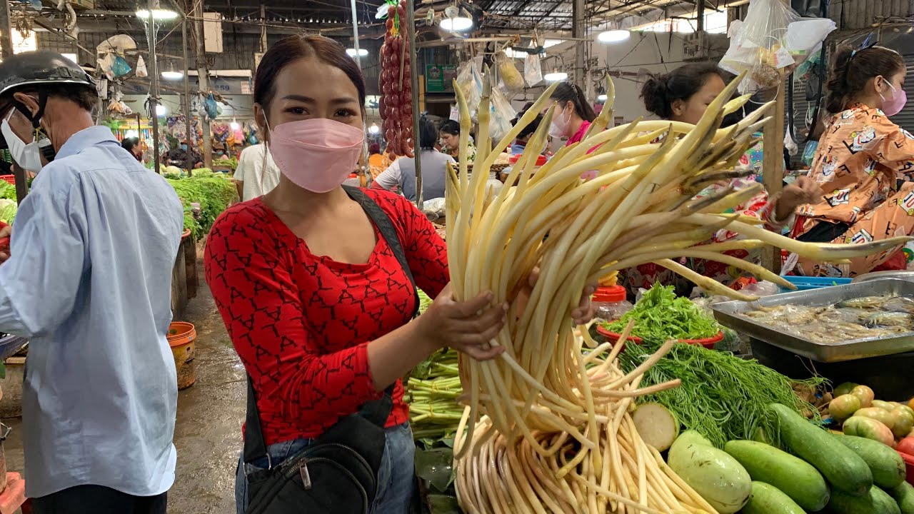 Market show, cooking Lotus Roots sour soup with fish recipe - Lotus ...