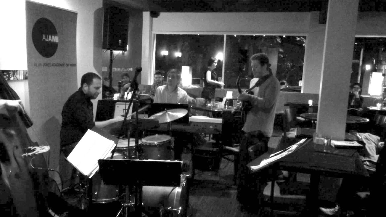 AJAM Session #3: Featuring Josh Baruch on Drums (29 October 2013) - YouTube