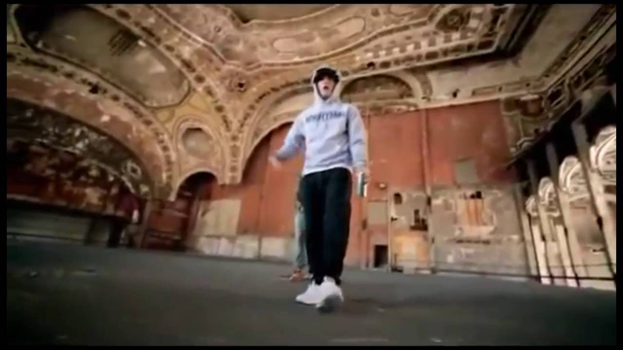 Eminem "Queen" - YouTube