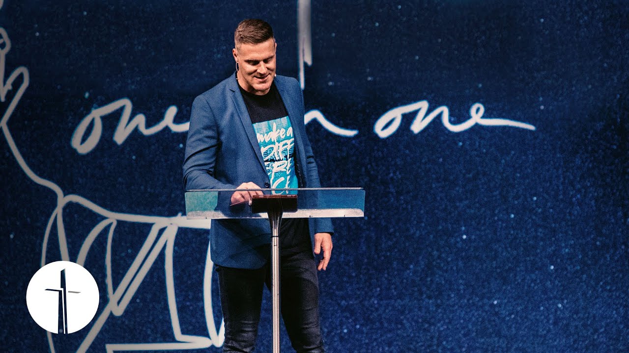 Pastor Chris Reis - One on One | With a Meaningless Life - YouTube