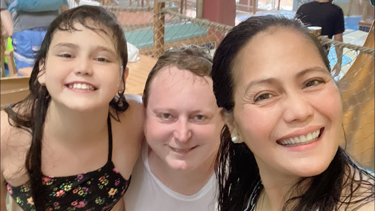 Grand Country indoor waterpark!! Lots of cool slides! - YouTube