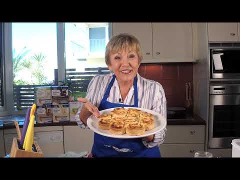 Savoury Scone Scrolls | Thursdays with Annette | 27th August 2020 - YouTube