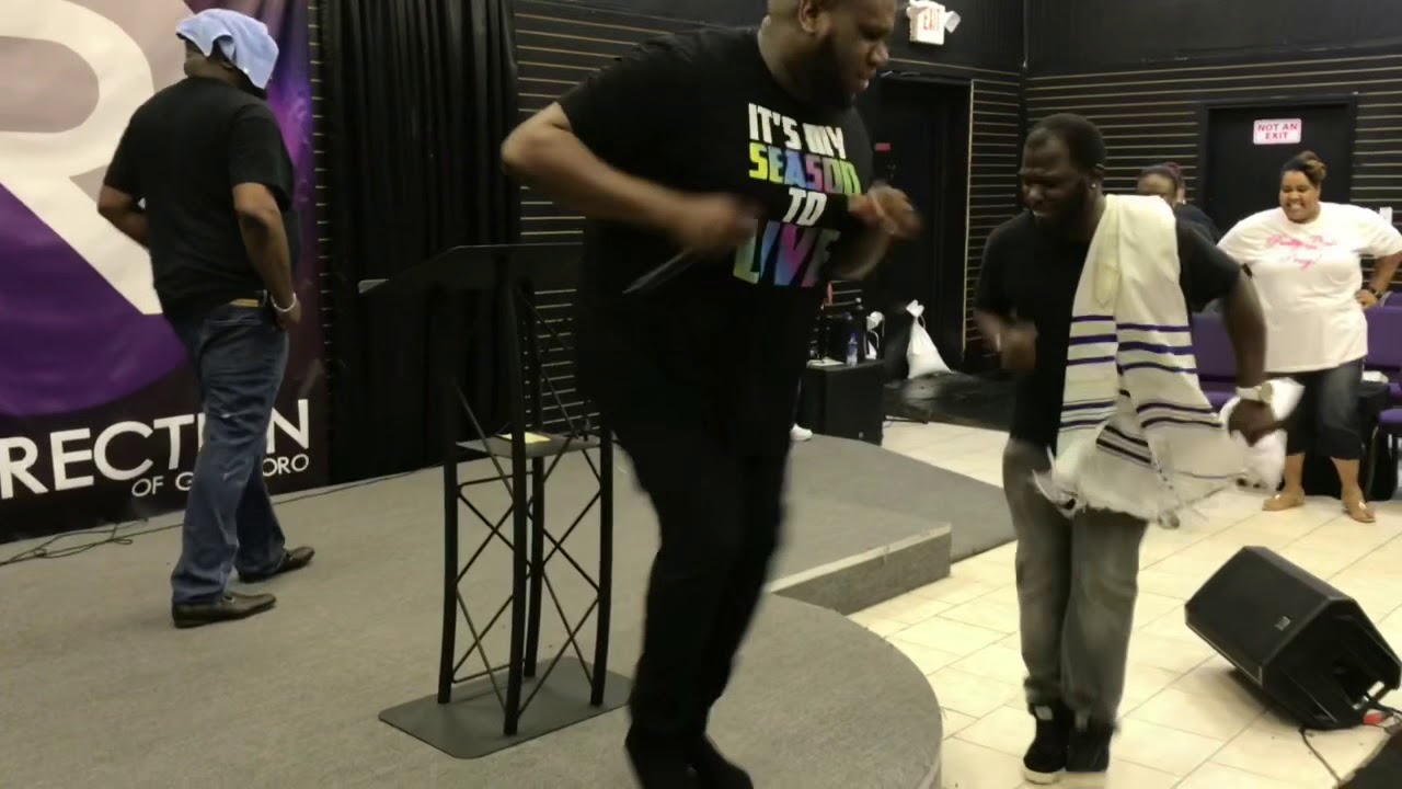 Korey Mickie at Resurrection Of Goldsboro Praise Break (Part 2) - YouTube