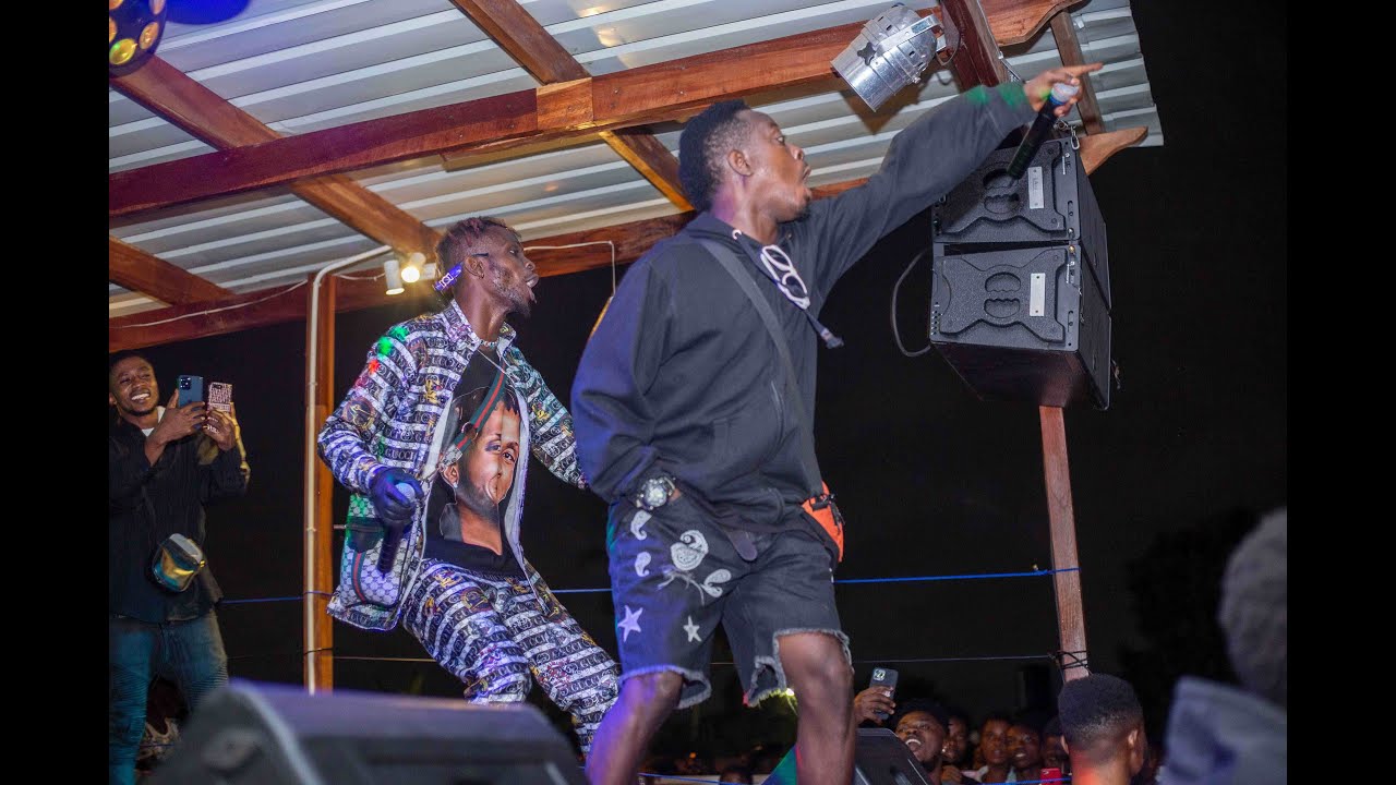 KUNTA KINTE FULL PERFORMANCE - YouTube