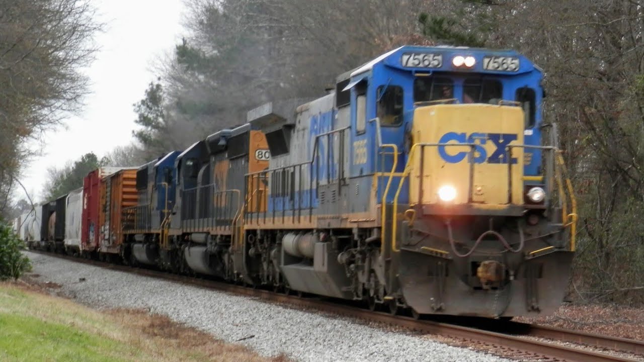 CSX 7565 leads CSX Q612-08 in Moreland, GA - YouTube