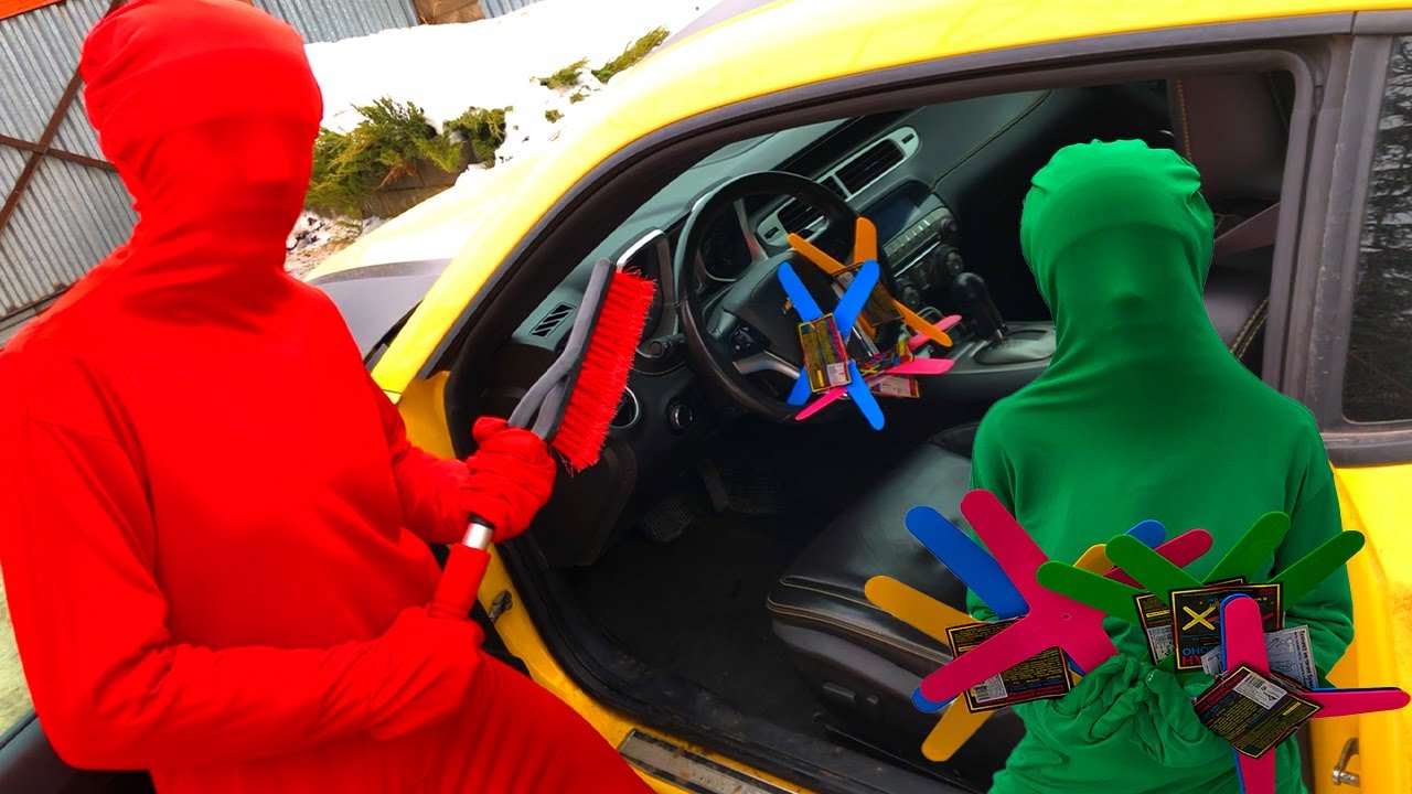 Green Man Found Car & PUT BOOMERANGS in Steering WHEEL VS Red Man on ...