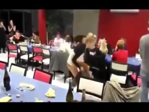 Güzel Rus Kızı Mini Etekle Dans Ederse Olacağı Budur