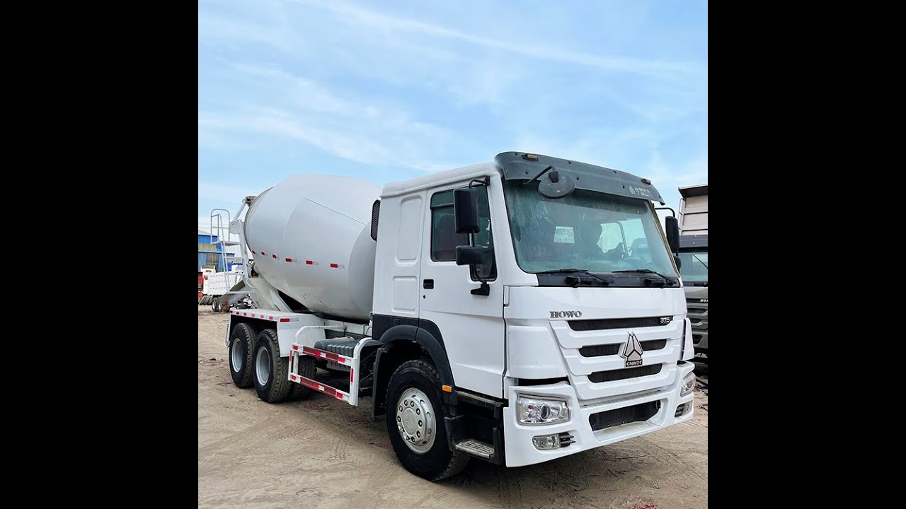 Second Hand SINOTRUK HOWO 8-12 Cubic Meters Concrete Mixer Truck with ...