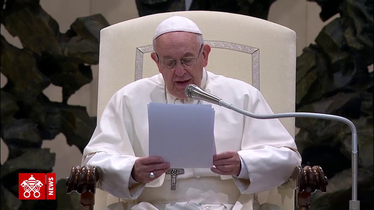 Popiežius: „Tėve mūsų“ – malda iš gyvenimo - YouTube