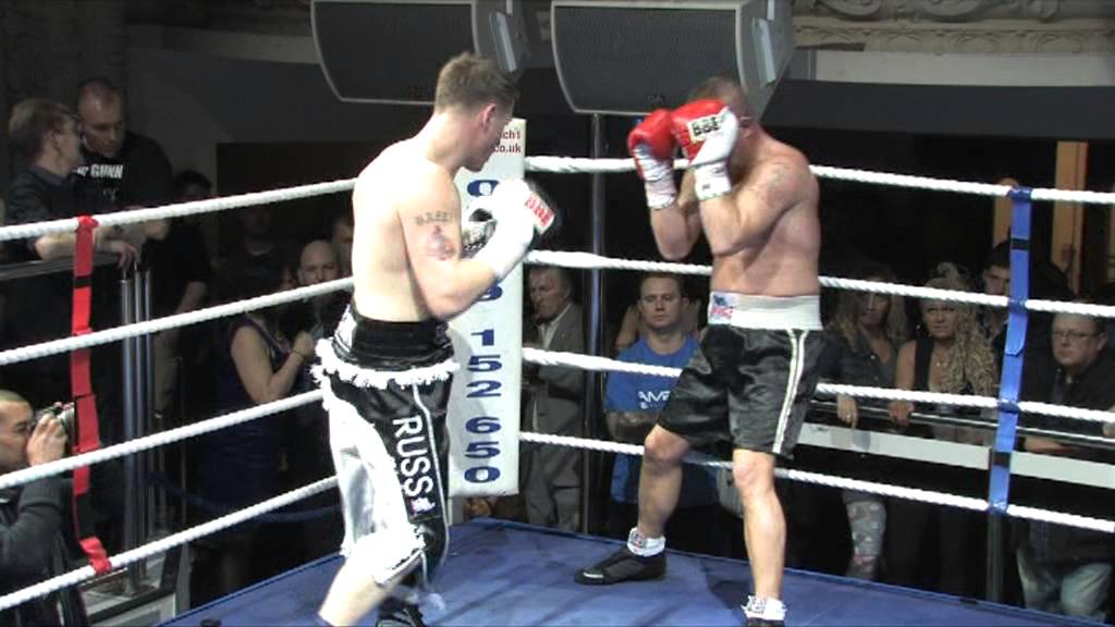 IBA Essex Boxing - Barry Clark v Jimmy Cann - YouTube