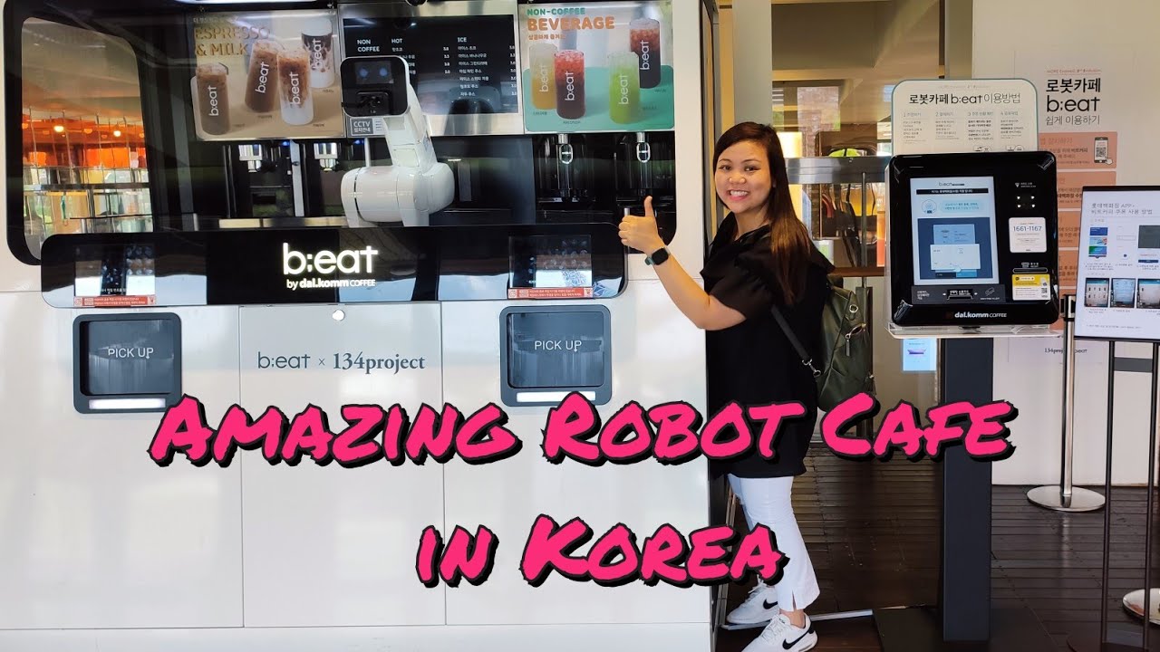 Amazing Robot Cafe in Korea - YouTube