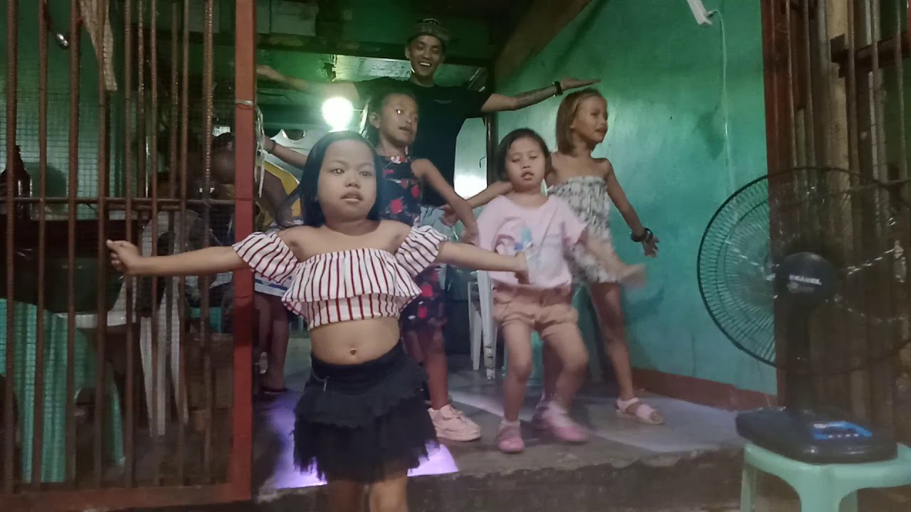 Tondo fiesta Viva sto nino - YouTube