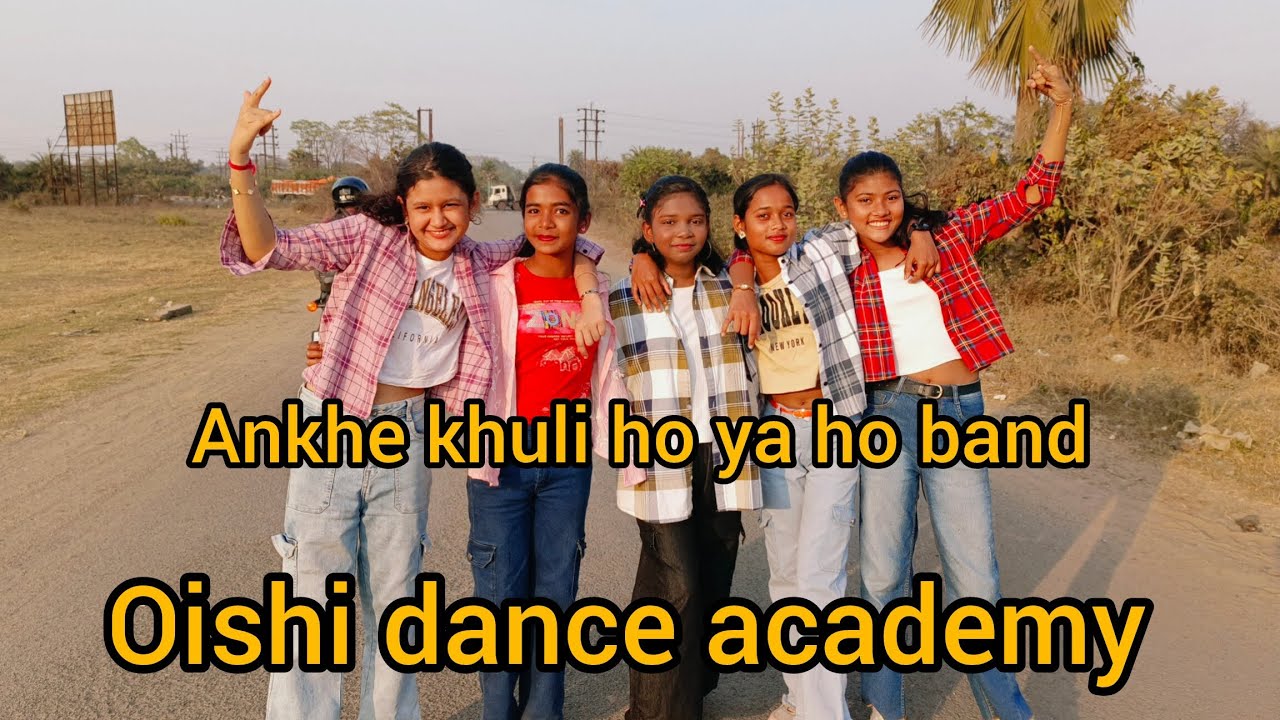 Ankhe khuli ho ya ho band dance performance.....aradhya, rupkotha ...