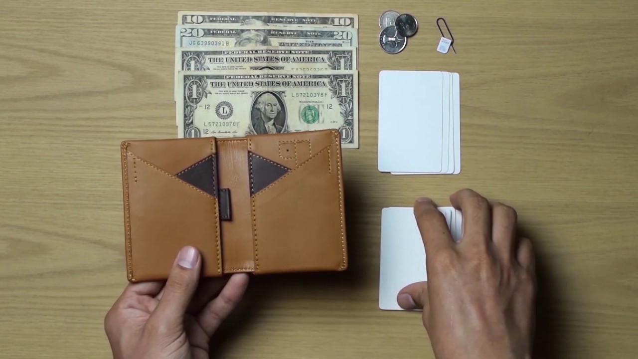 The Gravity Bifold Leather Wallet Is Slim, Minimal, and Classic