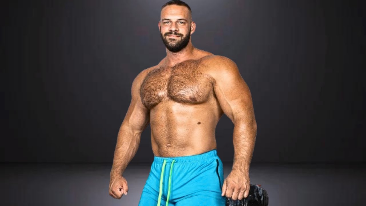 The Legendary Chase Carlson: Dominating the Bodybuilding Scene - YouTube