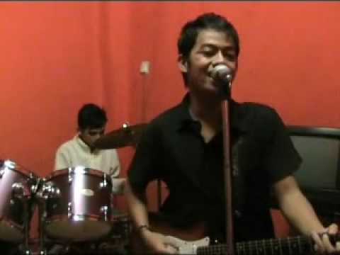 artis melayu- rumah baru - terpesona