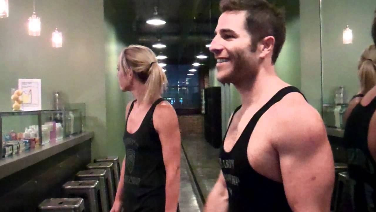 WATCH LIVE TOUR OF BARRY's BOOTCAMP New York CITY!!! - YouTube