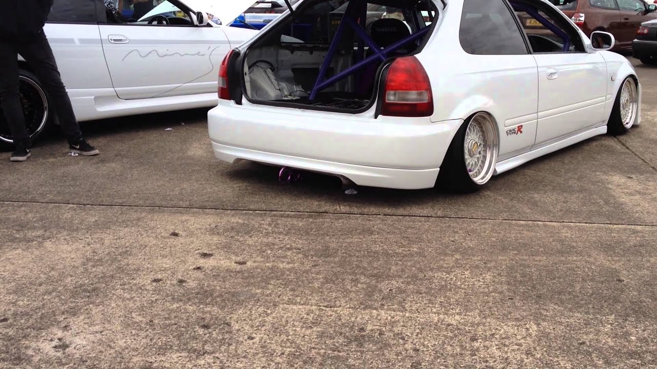 Totb 2014 stance honda civic Type R anti lag - YouTube