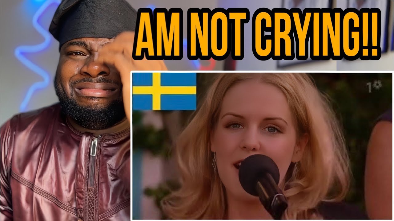 SWEDISH FOLK SINGER MAKE ME CRY!! Sofia Karlsson - Jag väntar ...