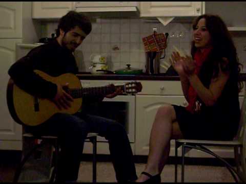 öykü ve berk evlerinin önü t&u