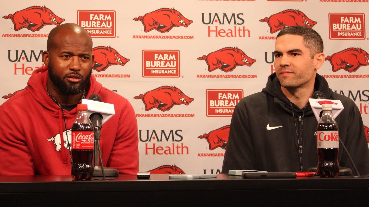 Arkansas WR coach Ronnie Fouch, RB coach Kolby Smith introductory press ...