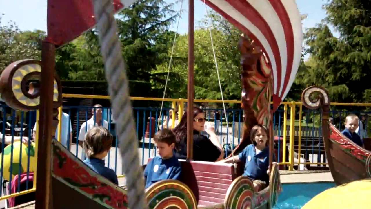 Paultons Park 2010 - Viking Ships POV - YouTube