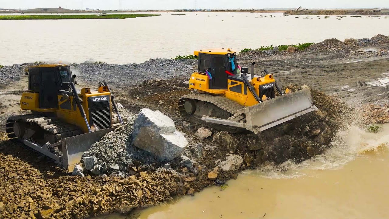 Massive Machines Dozer Wheel Loader & Dumper Truck Use Full Power In ...