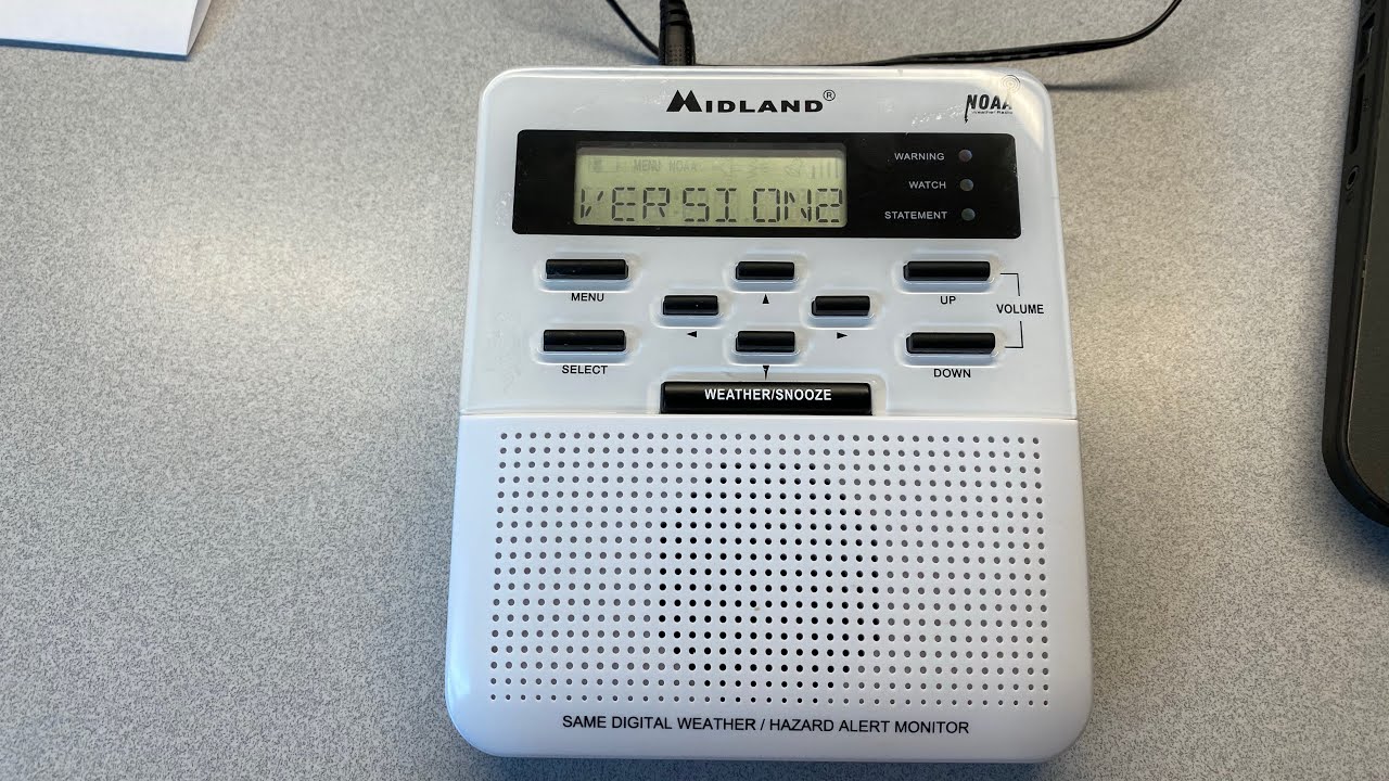 Unboxing/Setup of an EARLY Version 2 Midland WR100 - YouTube