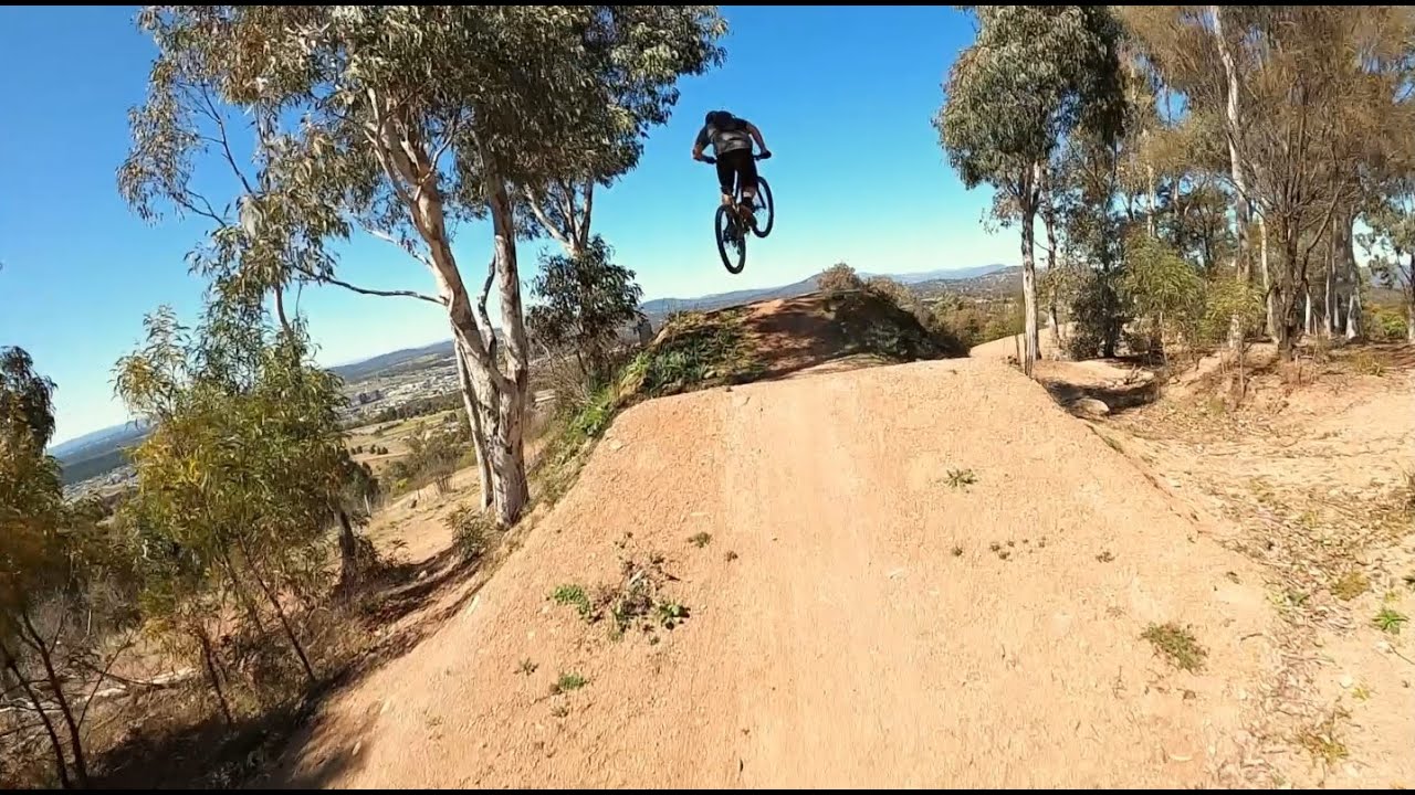 Stromlo Mountain Bike Park - Vapour and Trebuchet Jump Trails 2022 ...