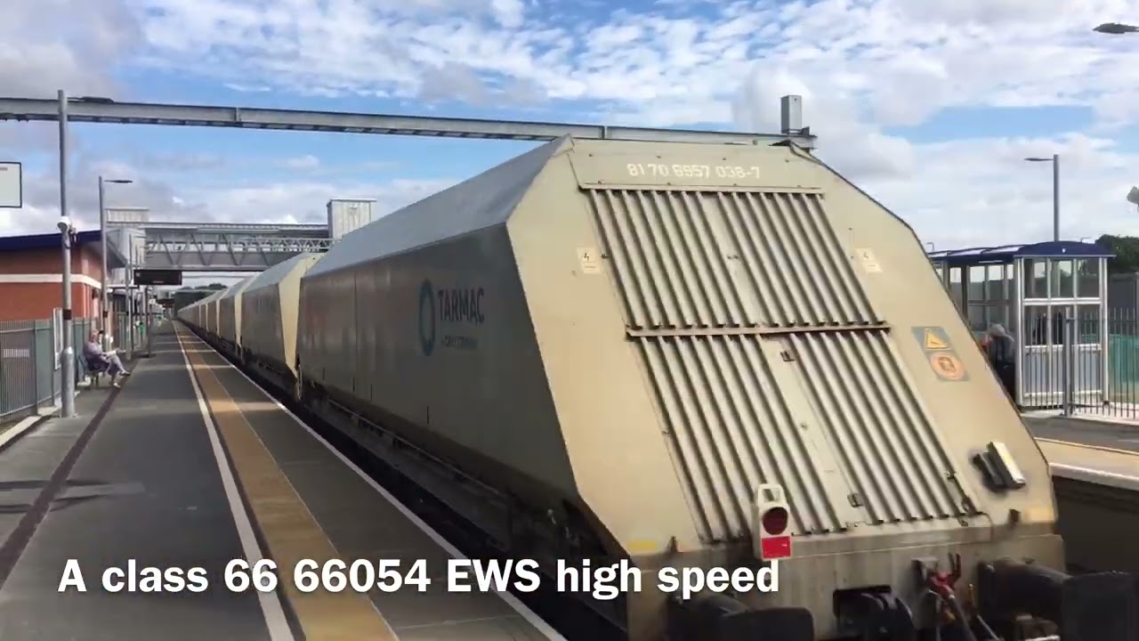 A class 66s 66054 EWS 66707 GBRF 66617 freightilner great 2 tone 22/8 ...