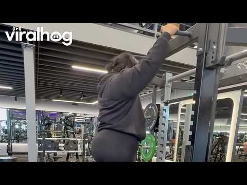 Pull Up Using Resistance Band Fail || ViralHog