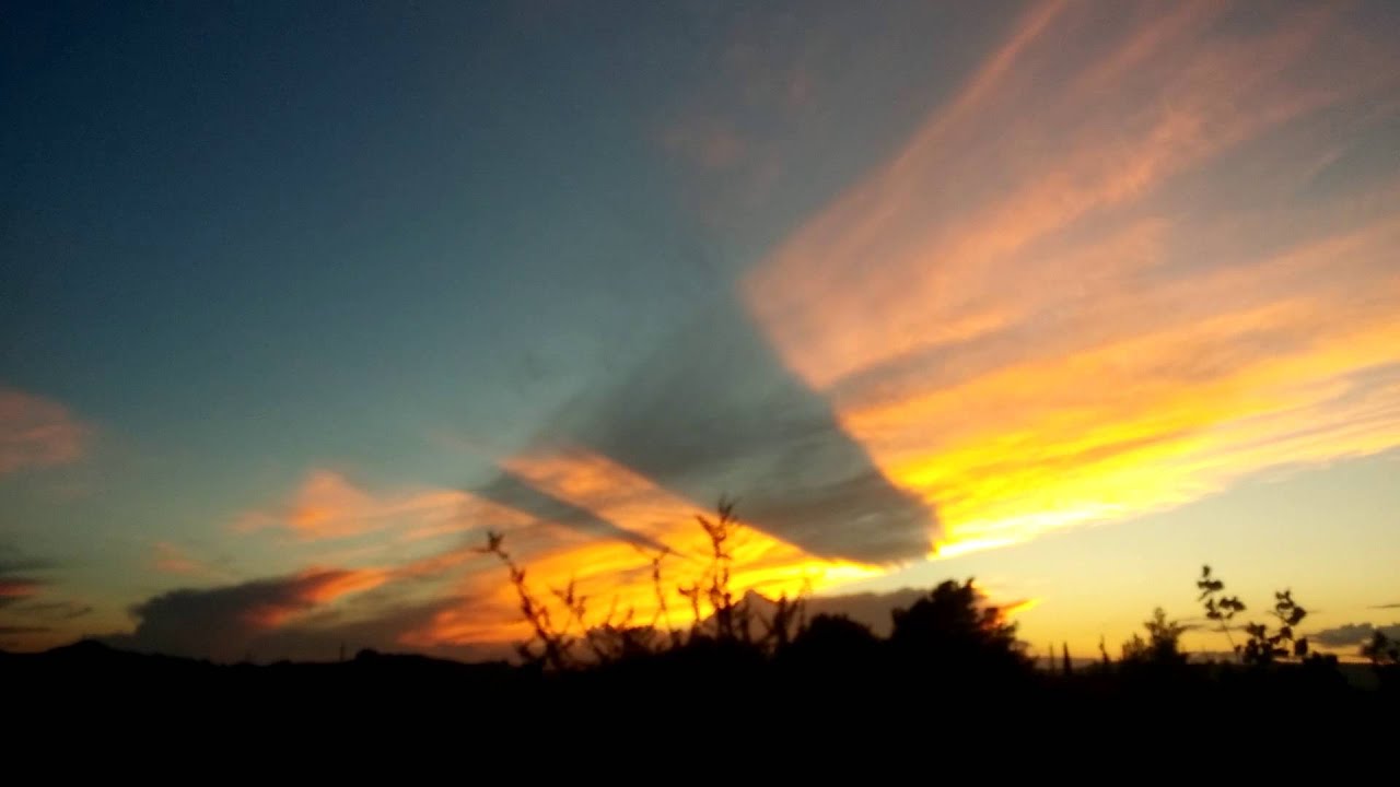 Strange sunset Arizona - YouTube