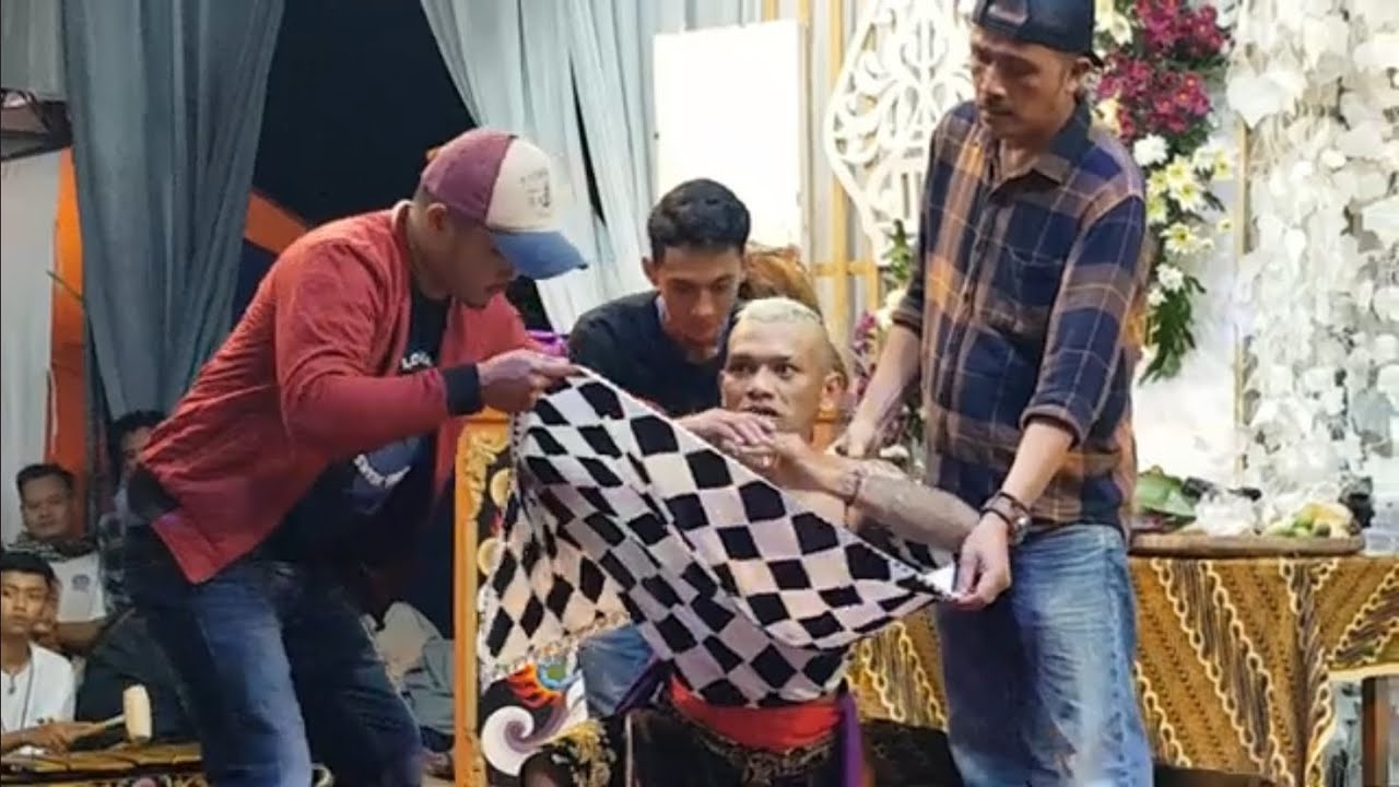AVATAR mirip “Hasan Gento” Kesurupan - Tri Ngudi Santoso Live Tosari ...