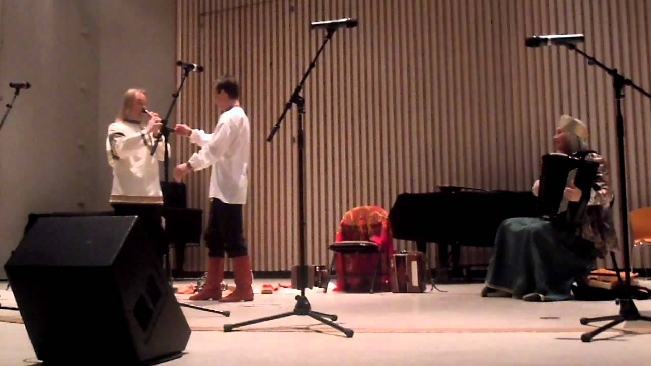 Zolotoj Plyos trio plays Russian folk standard Kalinka Maya - YouTube